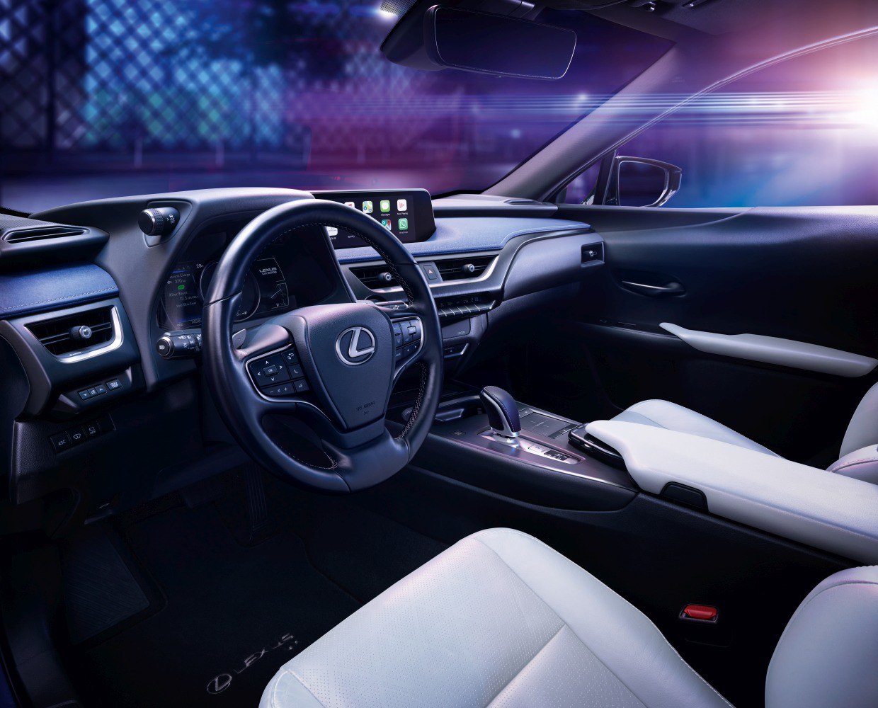 Lexus UX 250h (177 Hp) Hybrid E-Four CVT